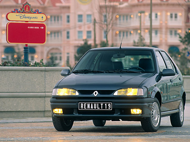 Renault 19 technical specifications and fuel economy